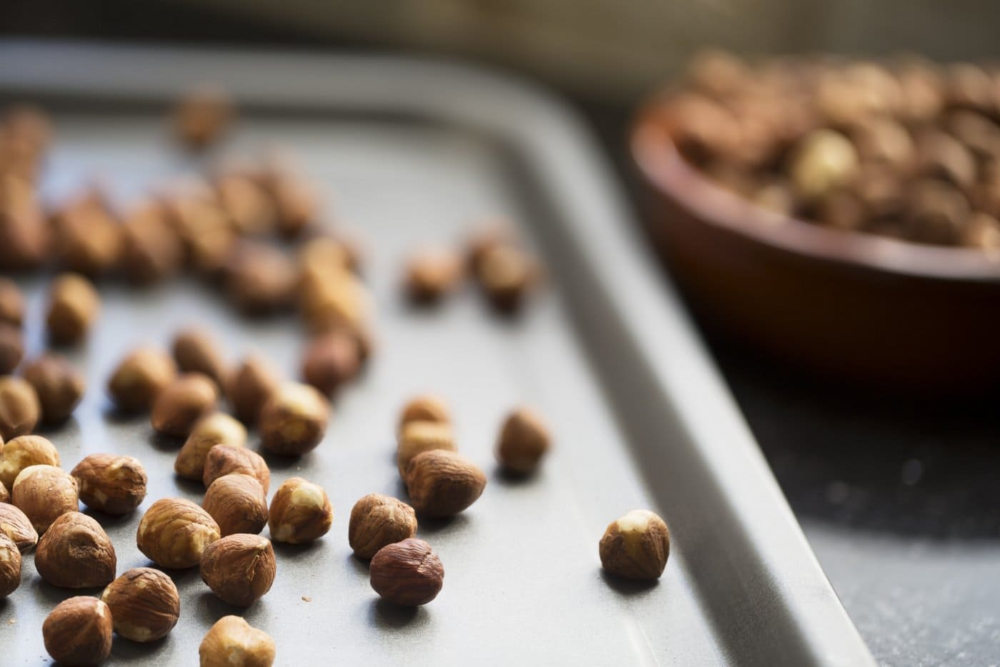 The easy way to toast nuts & seeds - Lilyvolt